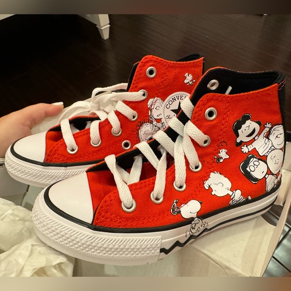 Converse | Shoes | Nwt Peanuts X Chuck Taylor All Star High Snoopy And ...